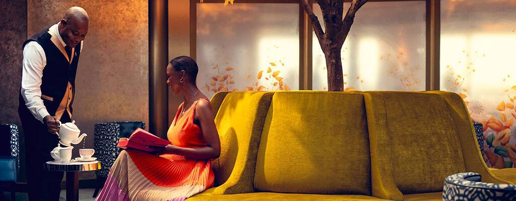 Bars & lounges onboard Queen Anne | ROL Cruise Blog