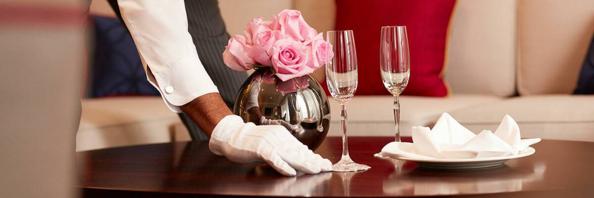 A guide to cruise ship gratuities | ROL Cruise Blog