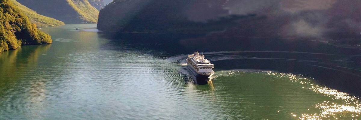 A Q&A with Peter Deer | ROL Cruise Blog