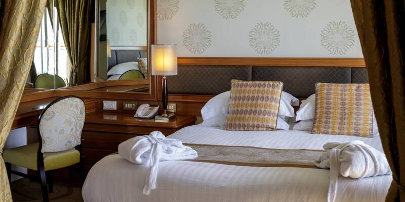 Azura Cabins | P&O Cruises | ROL Cruise