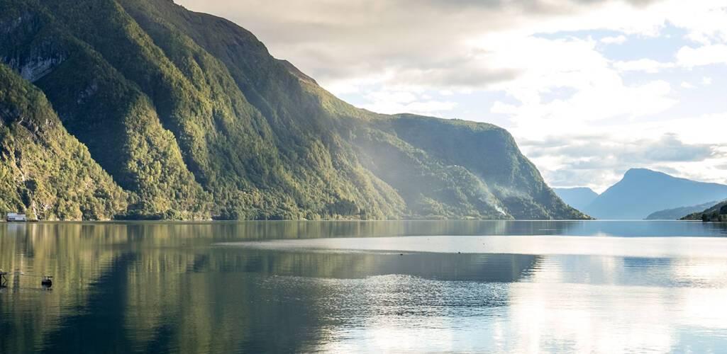 2027 No-Fly Grand Northern Europe Explorer (49 nights) | 15 May 2027 ...