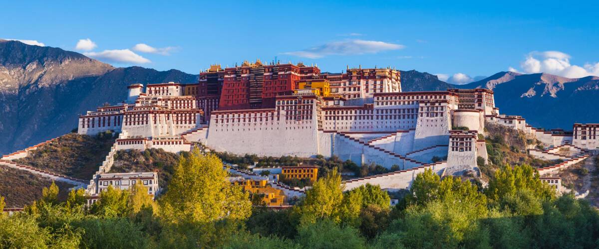 China & Tibet Discovery (15 nights) | 07 Apr 2028 | Victoria Anna ...
