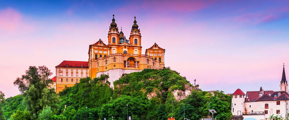 Danube Explorer&Budapest with Prague from Budapest (12 nights) | 08 Apr ...