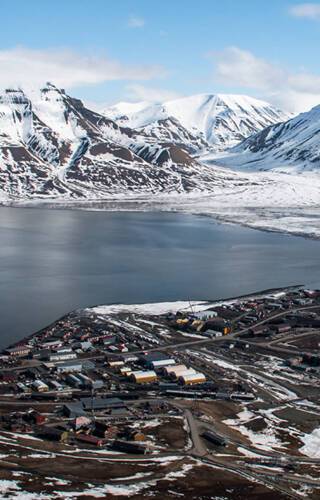 2027 No-Fly Svalbard, Arctic Norway & the Midnight Sun (14 nights) | 24 ...