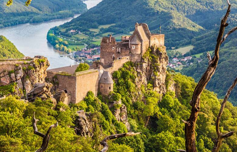 The Blue Danube - Roundtrip Budapest (7 nights) | 04 Aug 2027 | MS ...