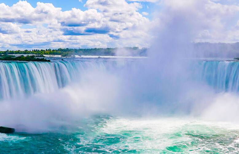 Classic Canada & New England (17 nights) | 12 Oct 2026 | Sapphire Princess | 2184938 | Voyage H627