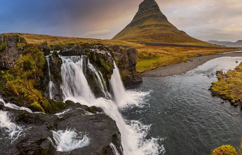 2027 No-Fly Norway & Iceland (16 nights) | 20 Aug 2027 | Queen Victoria ...