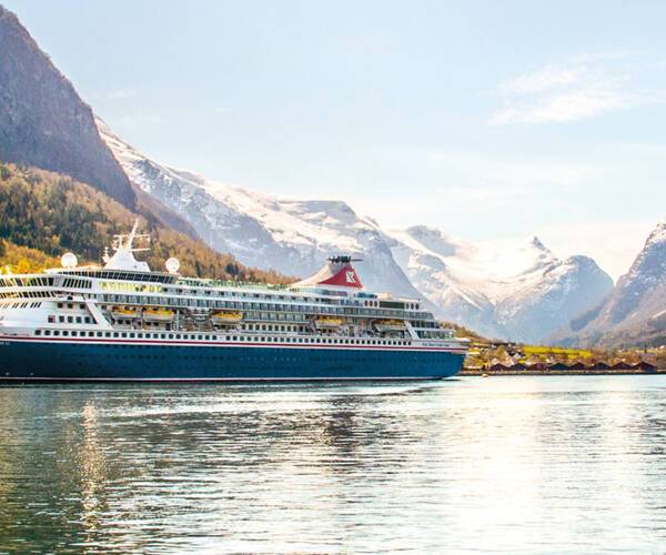 Balmoral | Ship Details, Deck Plans & Cabins | ROL Cruise